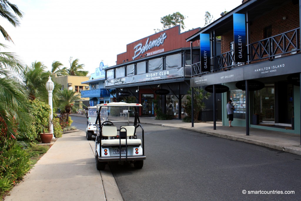 Front Street Hamilton Island - Geographic Media