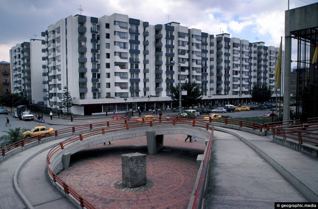 Santa Barbara Mall in Bogota - Geographic Media