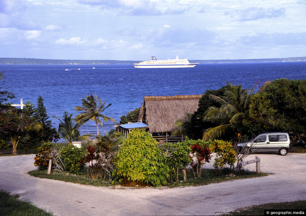 View from Easo on Lifou Island - Geographic Media