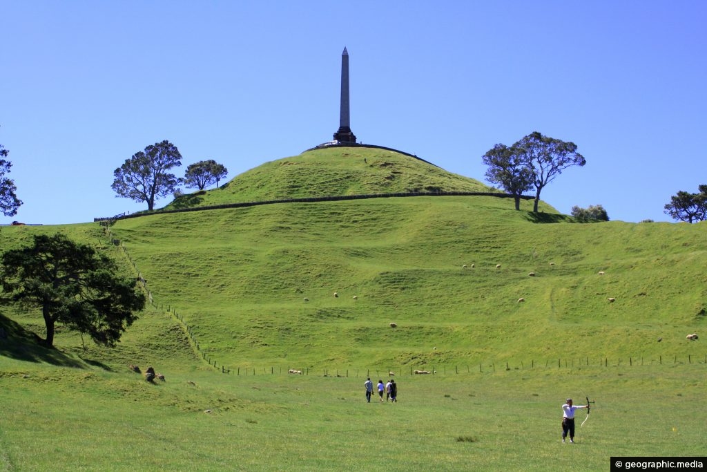 One Tree Hill Auckland - Geographic Media