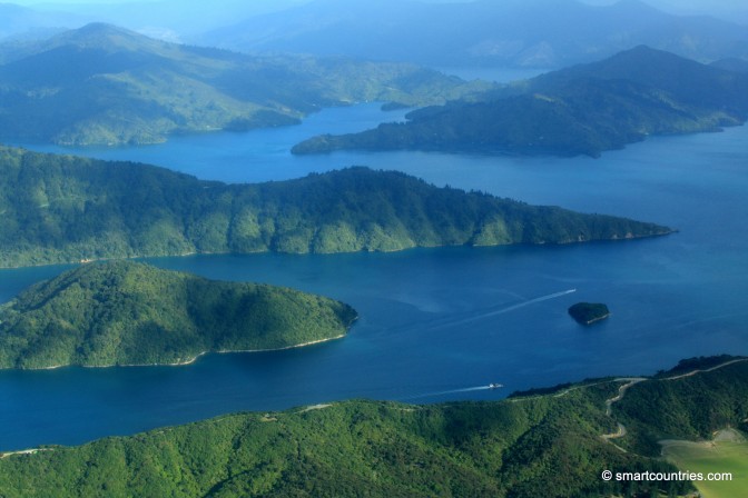 Queen Charlotte Sound - Geographic Media