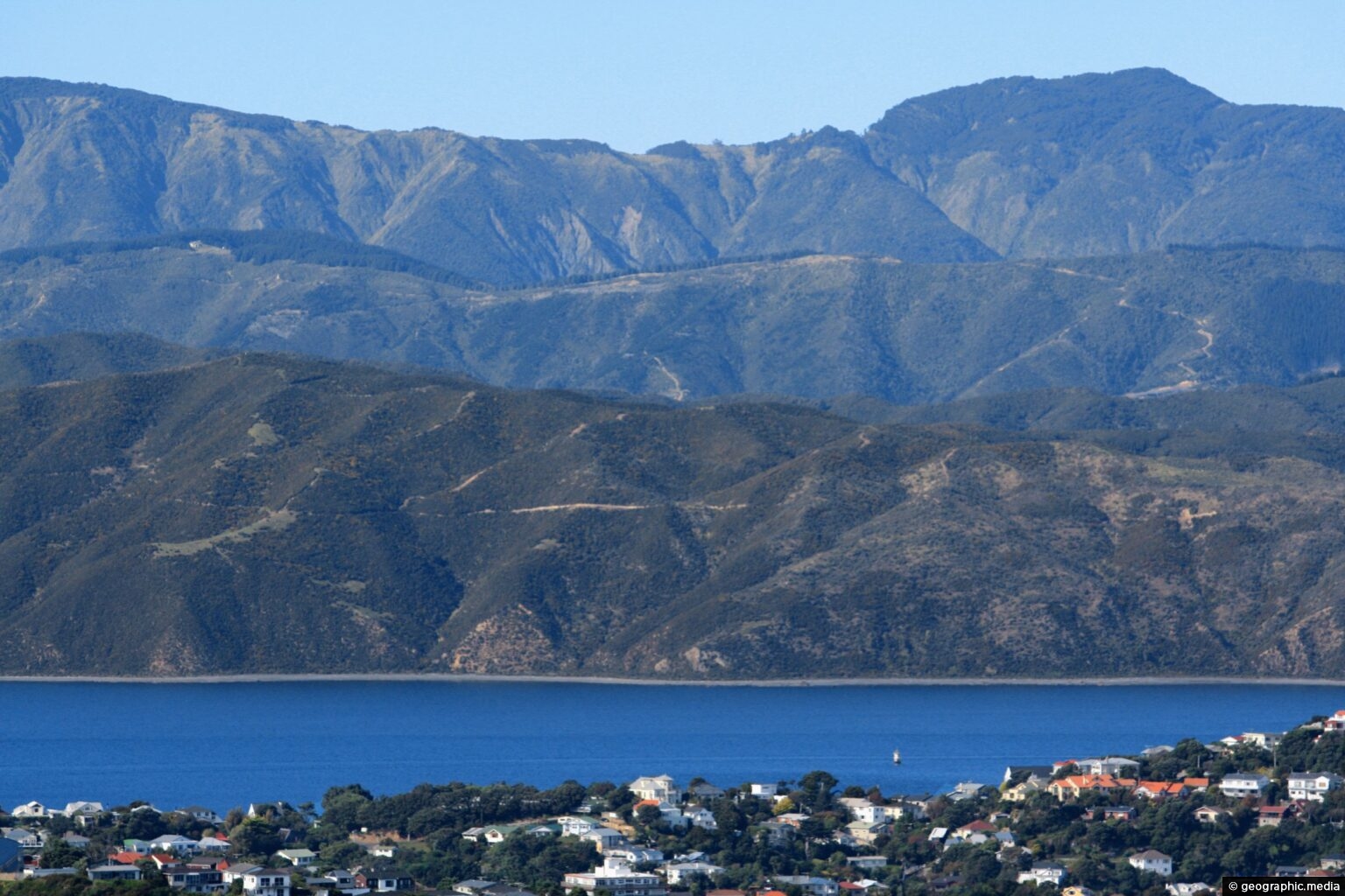 Remutaka Range and Wellington Harbour - Geographic Media